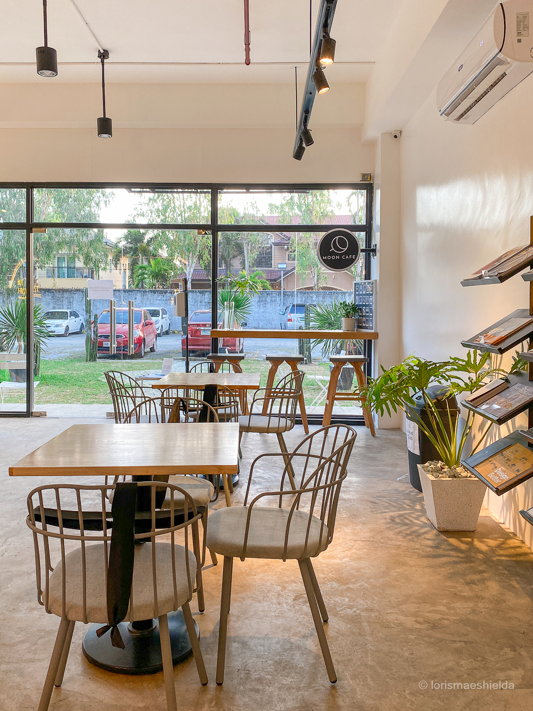 MOON CAFE: Minimalist Korean-inspired Café in Angeles City, Pampanga ...