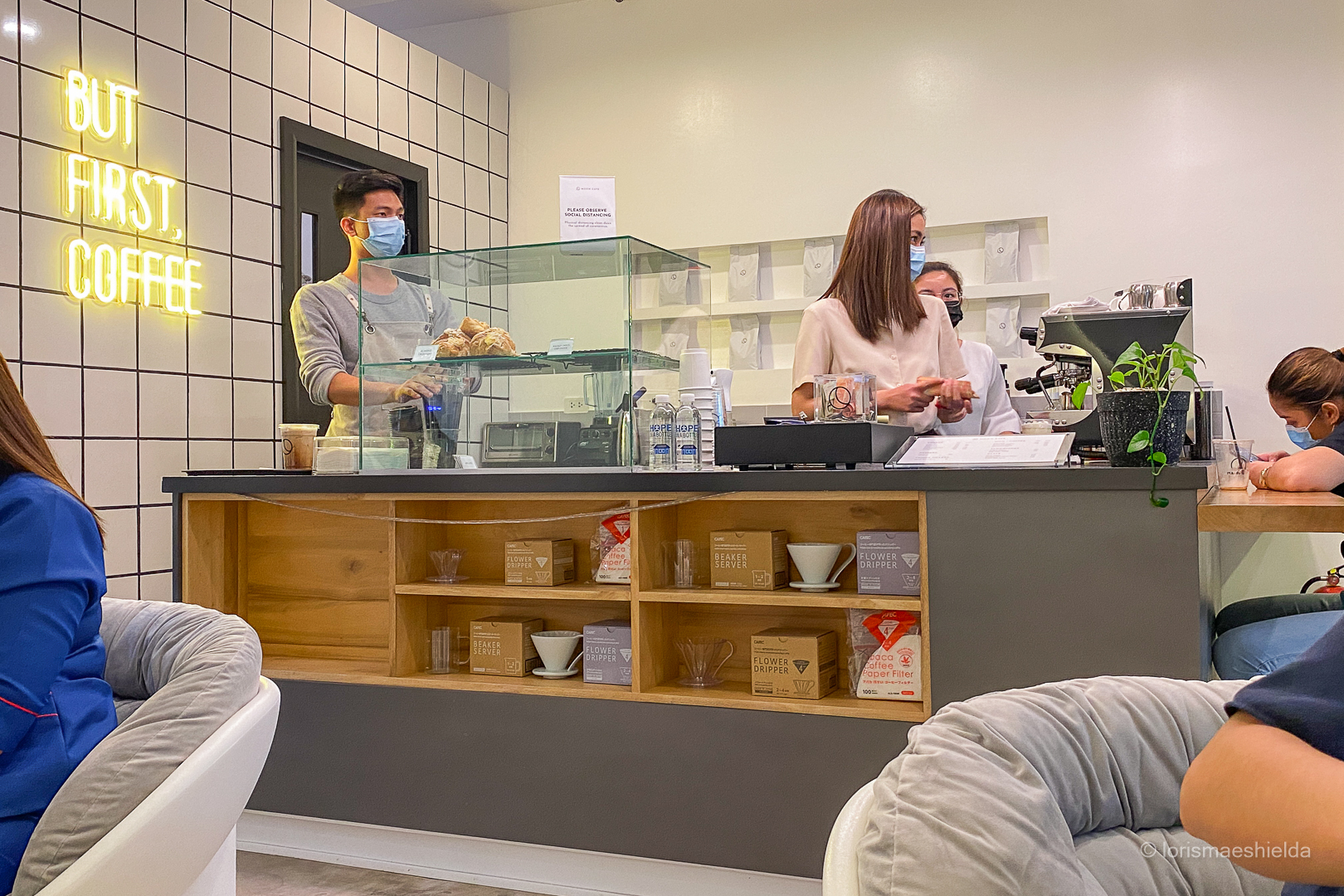 MOON CAFE: Minimalist Korean-inspired Café in Angeles City, Pampanga ...